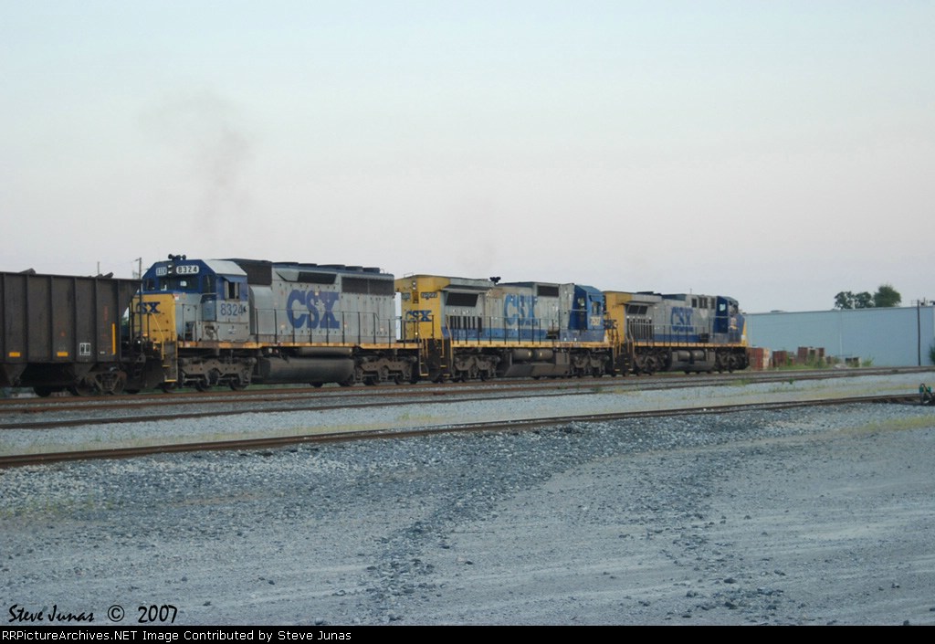 CSX 271,7527,8324 Q573